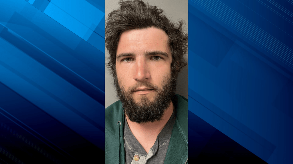 Correctional Officer Accused Of Smuggling Contraband Into Vt Prison
