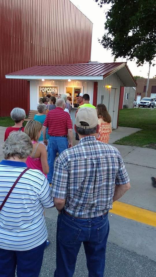 Clarksville Popcorn Stand opens this weekend | RadioOnTheGo.com