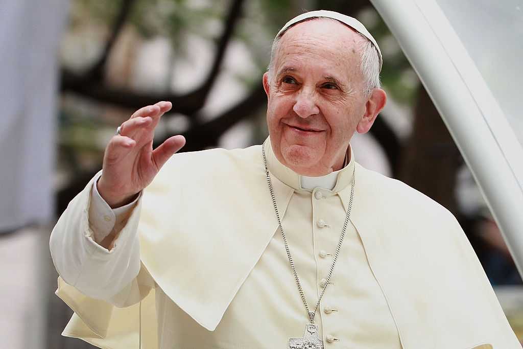 Tributes pour in for Pope Francis after his death at 88 | Rock 106.1 ...