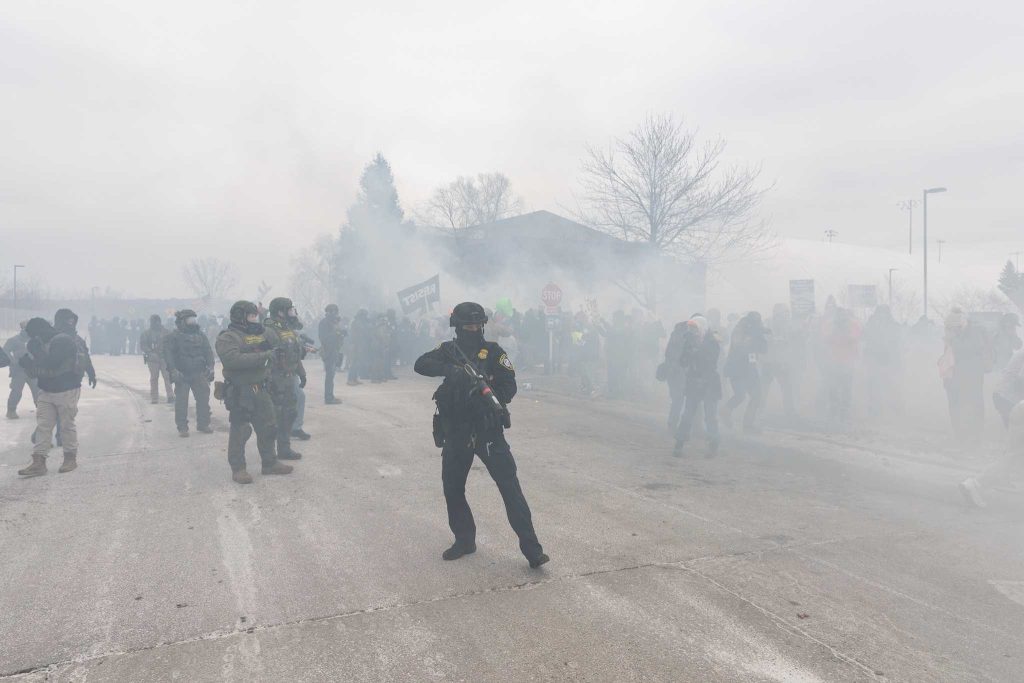 Judge restricts federal officers' use of tear gas during protests in ...