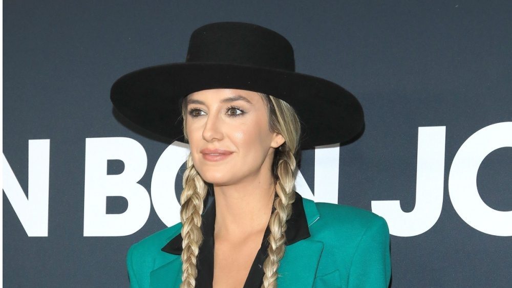 Lainey Wilson to embark on 2025 Whirlwind World Tour | WJVL