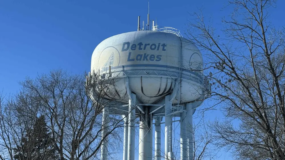 ICE presence confirmed in Detroit Lakes | The Flag - AM 1100 and FM 92. ...