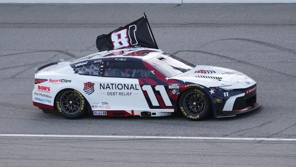 Denny Hamlin dedicates Michigan win to Kyle Busch after tying him on ...