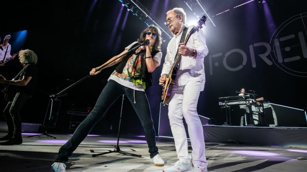Frontman Kelly Hansen departing from Foreigner, Luis Maldonado ...