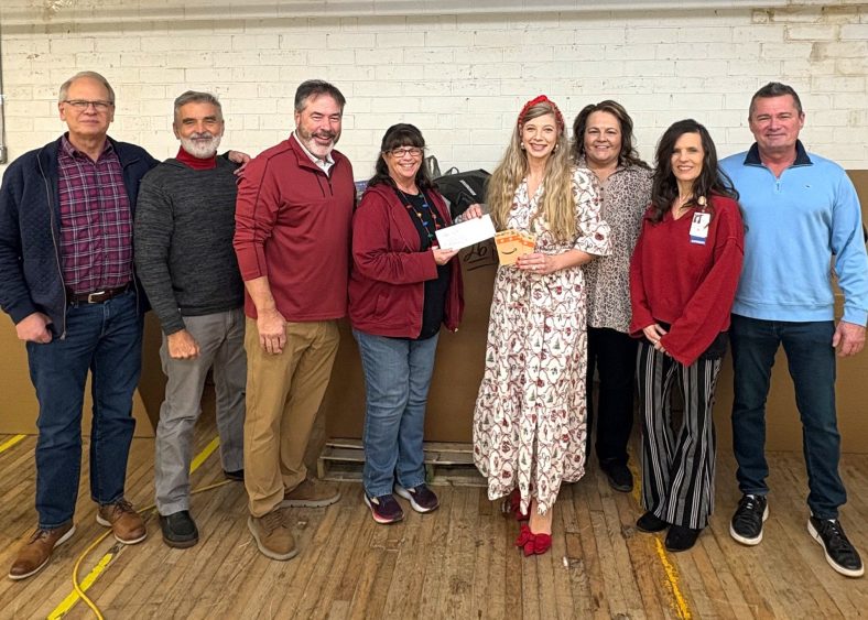 Kellex Corporation makes generous donation to Amorem | Go Foothills