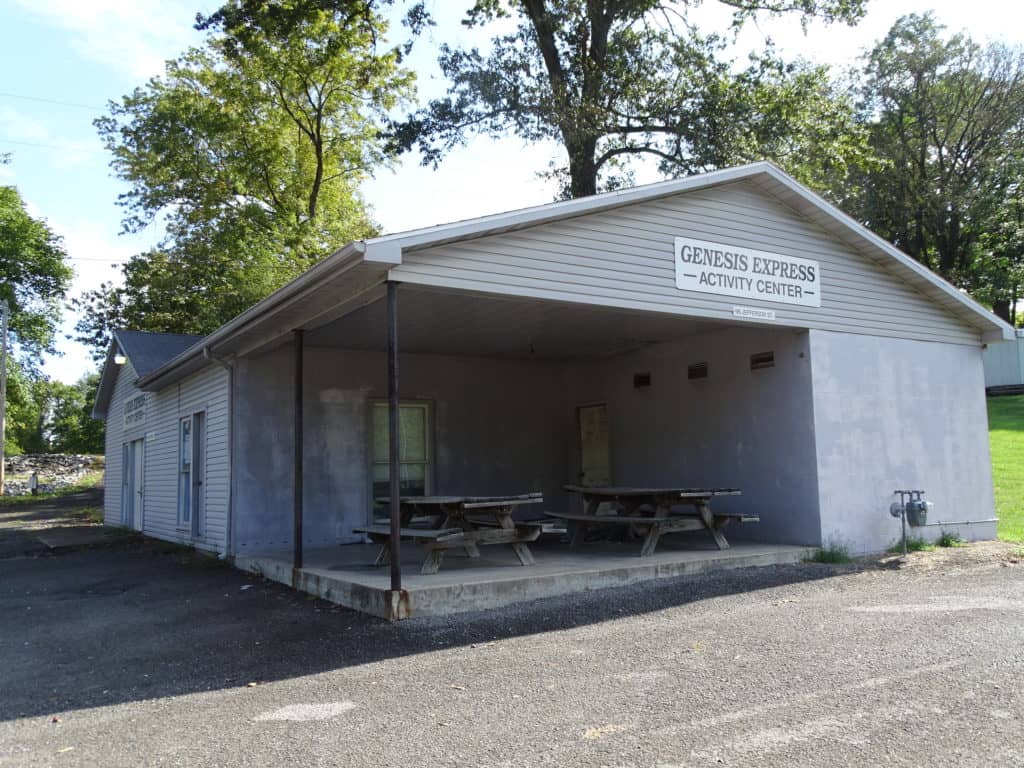 Genesis Express full-scale Barbeque – WKDZ