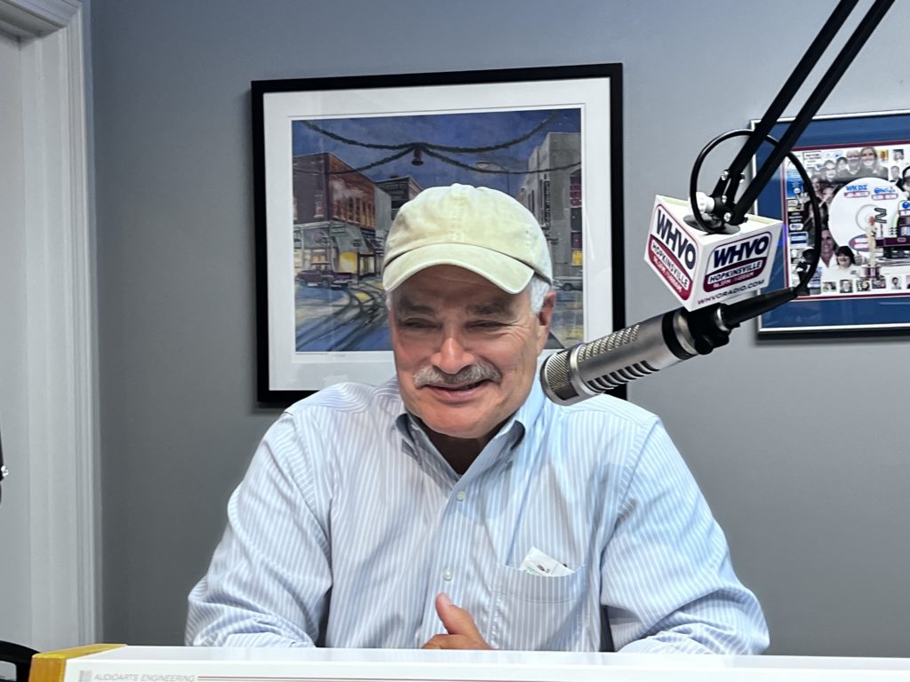 Farm Broadcaster Max Armstrong Retiring After 48-Year Career | WKDZ