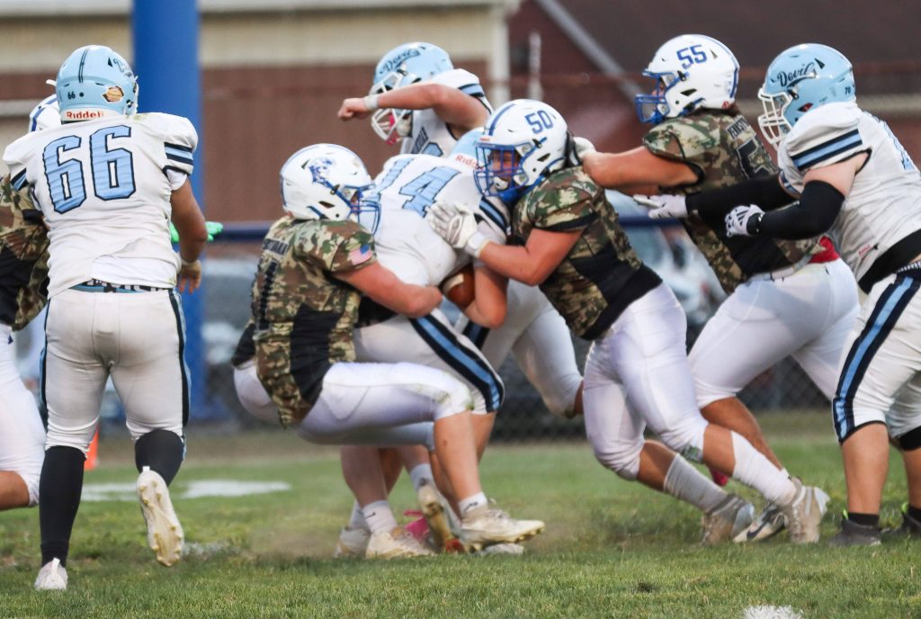 HS Football: Minersville rolls past Shenandoah Valley | T102 Sports Now