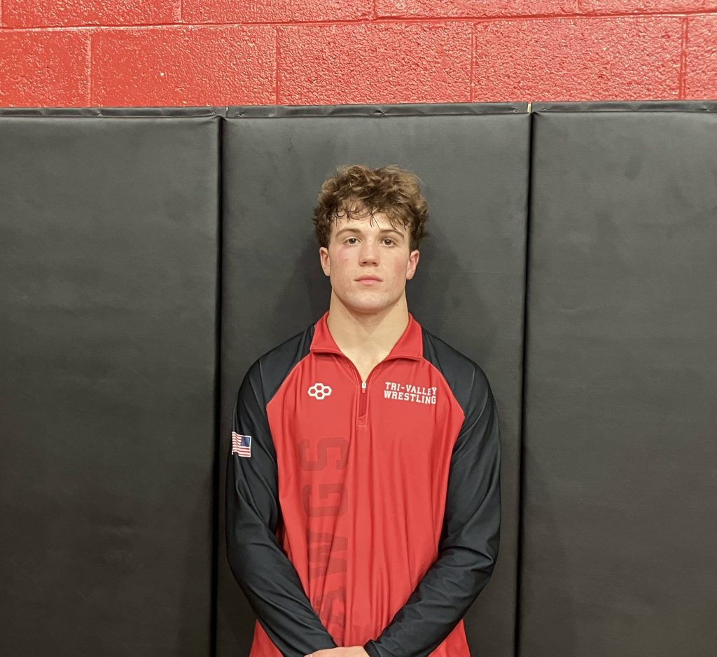 HS Boys' Wrestling: Tri-Valley routs Mount Carmel | T102 Sports Now