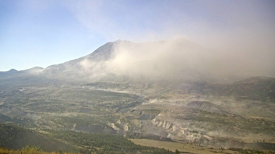 USGS Confirms no Eruption at Mount St. Helens as Winds Stir old ash ...