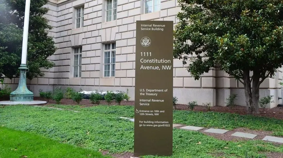 One in five calls answered on IRS identity theft line, watchdog says ...