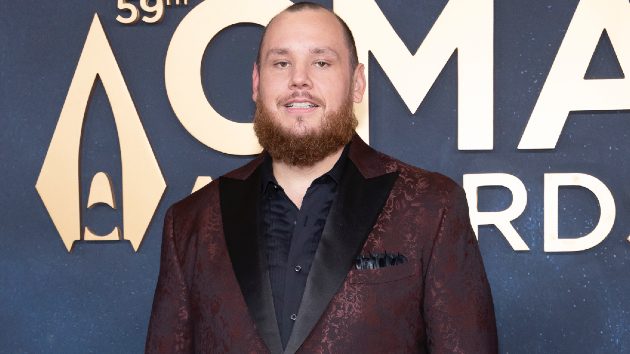 Luke Combs is loving 'Days Like These' heading into 2026 | Froggy 92.9