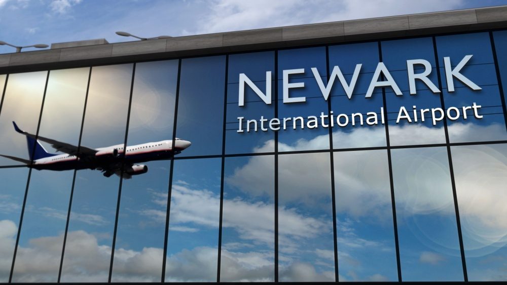 FAA holds talks with major airlines regarding flight delays at Newark ...