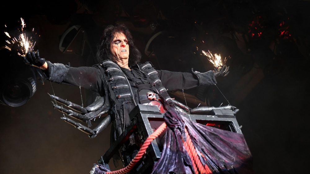 Alice Cooper & Criss Angel add more dates to "Welcome to Our Nightmare ...