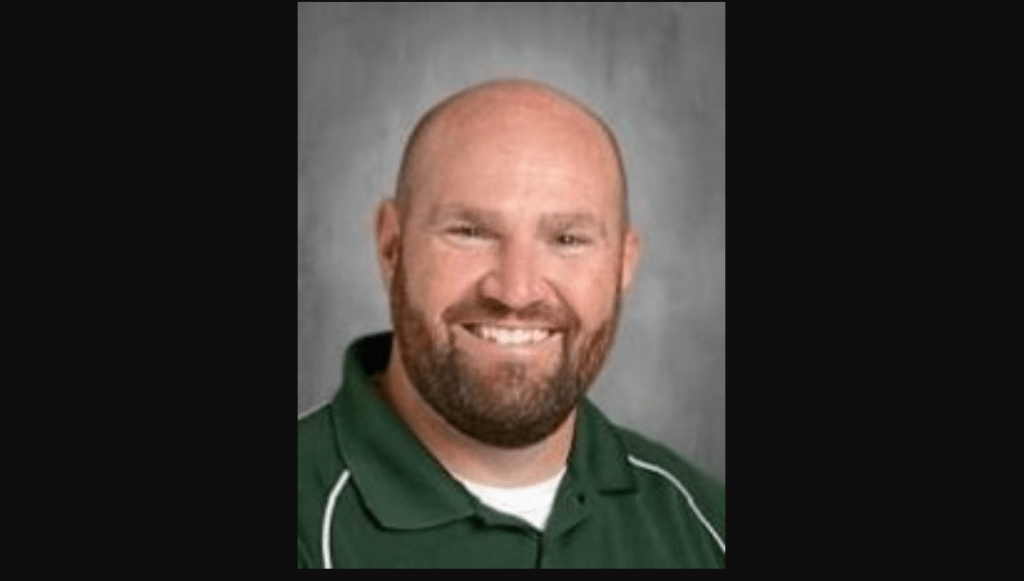 Pella School District Announces Hire of New High School AD | KNIA - KRLS
