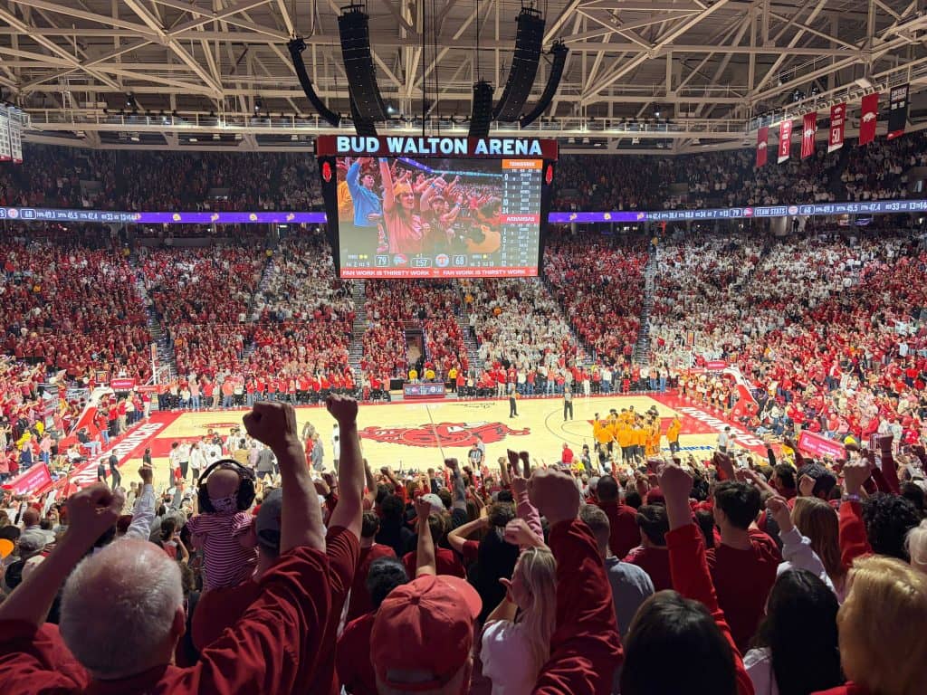 Acuff's Career Night Lifts No. 18 Arkansas Past No. 19 Tennessee | KTLO