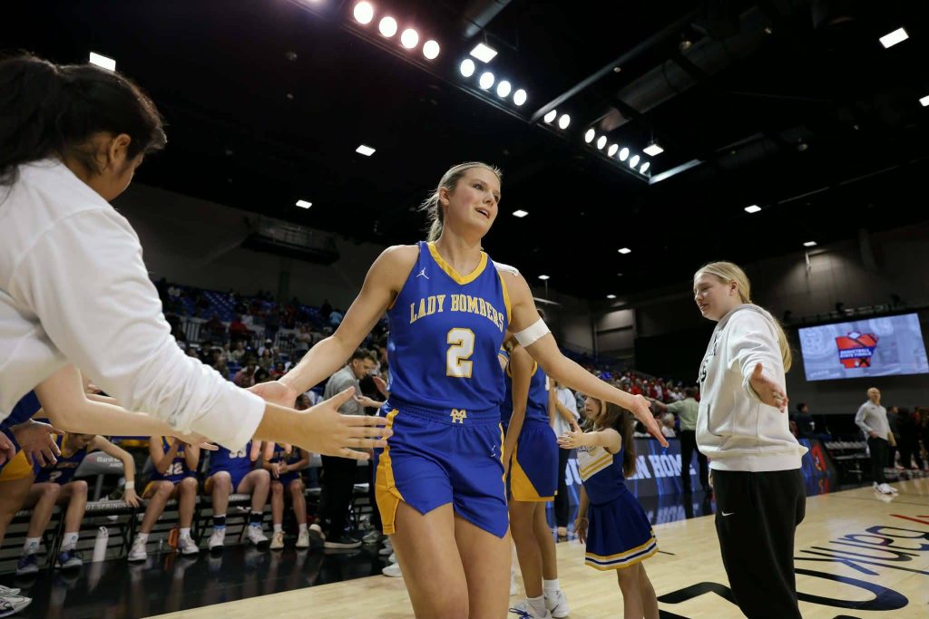 Ten MHHS basketball players received 5A postseason honors | KTLO
