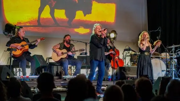 Robert Plant and Saving Grace announce new US tour dates | KTLO - Part 14