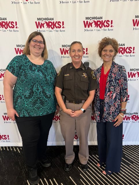 Michigan Works Adult Ed Team sets new graduation record through Berrien ...
