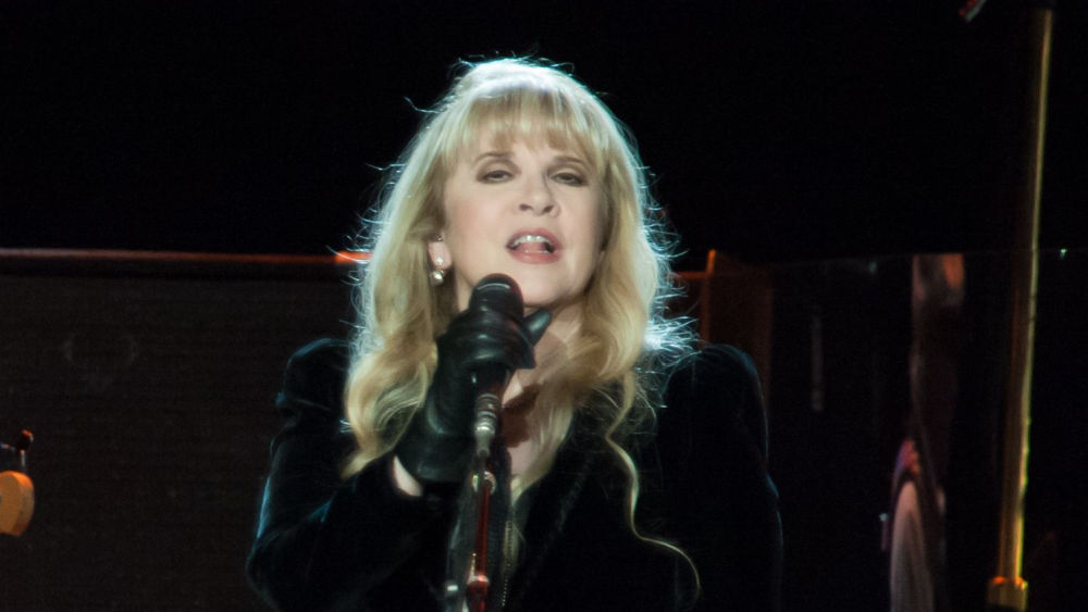 Stevie Nicks expands 2023 tour with solo dates | WHDQ