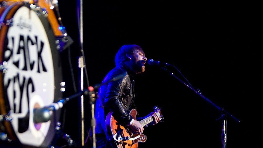 The Black Keys drop new song, reveal 'No Rain No Flowers' tour dates | WHDQ