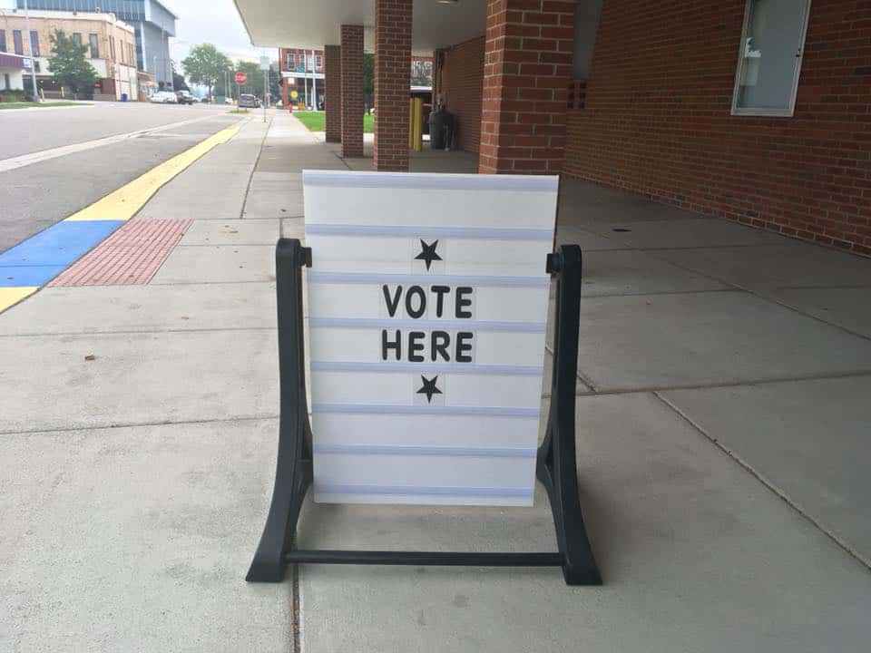 Absentee voting begins in Michigan | WBTI