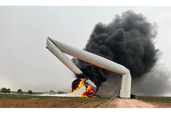 Custer Co. Wind Turbine Catches Fire – Collapses | Kool 94
