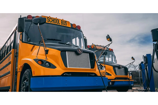 Local School Districts Awarded Grants for EV Buses | Kool 94