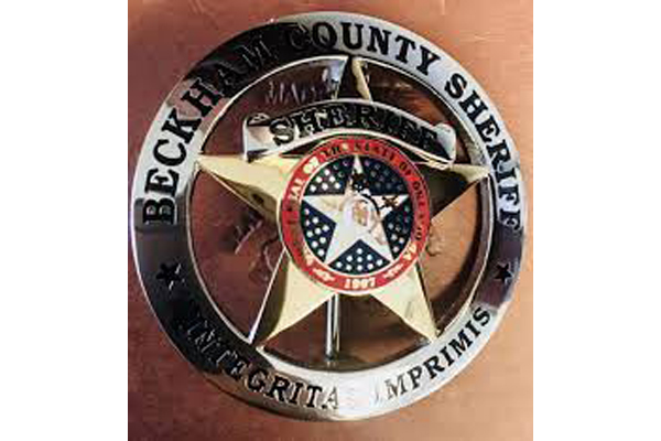 Beckham Co. Sheriff Honors Staff | Kool 94
