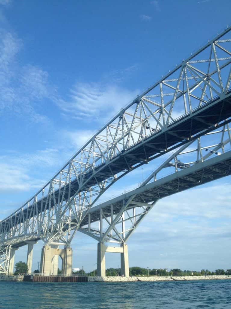 Blue Water Bridge open to essential traffic only | WSAQ