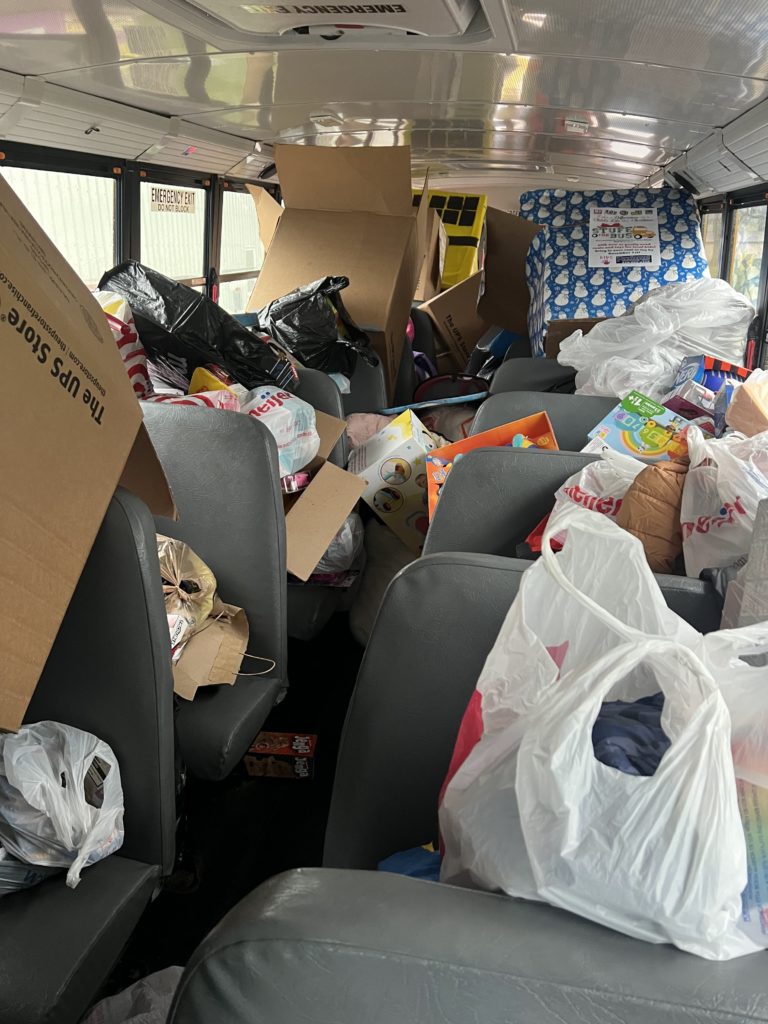 Stuff the Bus 2023 Photos | WSAQ