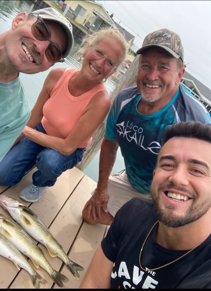 Sandy Francis – Selfie Superstar 1.12.24 | WSAQ