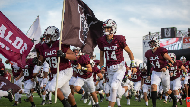 Inside Uvalde football's transformative, emotional season that uplifted ...