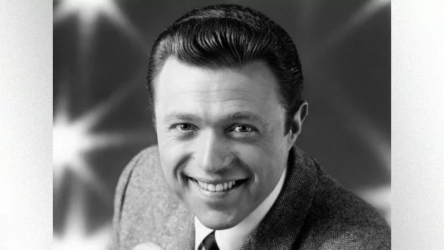 Steve Lawrence, Emmy and Grammy Award winner, dead at 88 ...