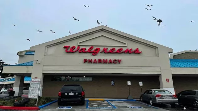 Walgreens to close 'significant' number of struggling US stores, CEO ...
