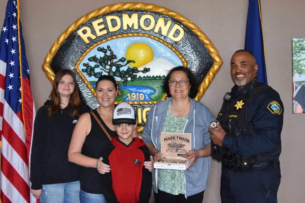 Citizens Exchange Coins With Redmond Police | MyCentralOregon.com ...