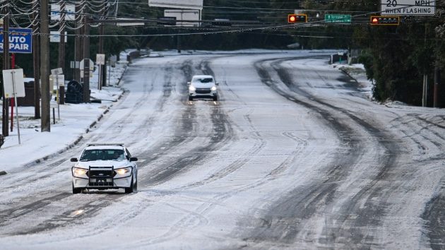 Once-in-a-lifetime snowstorm hits Gulf Coast, with record-breaking ...