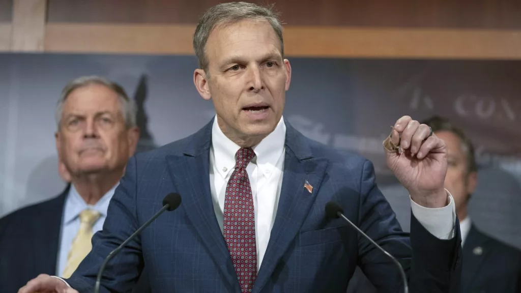 Scott Perry 'offends me,' says Republican running for his seat | ONN Radio