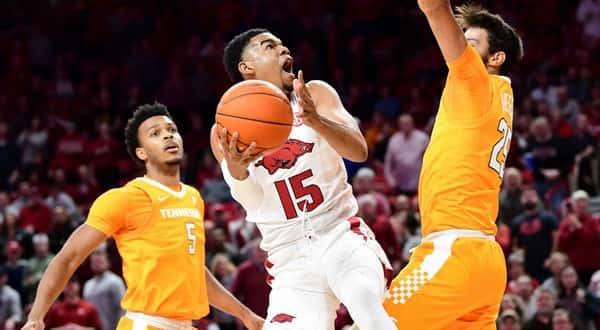 Arkansas' Jones continues record season; gets 4th SEC honor | KTLO
