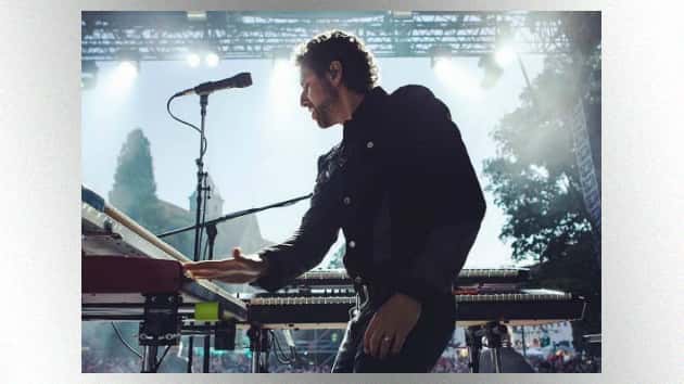 Foreigner keyboardist Michael Bluestein releases video for new COVID-19 ...