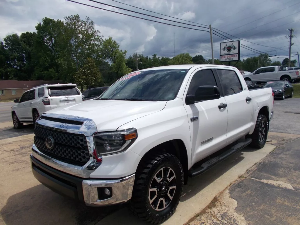 2019 Toyota Tundra SR5 4×4 Crew Max | KTLO