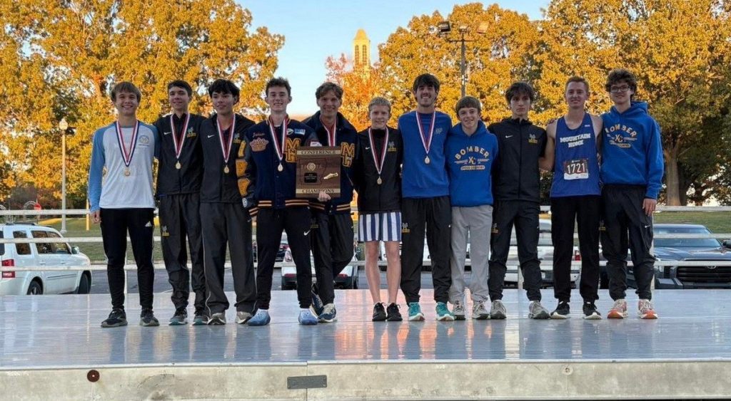 Bombers, Lady Bombers Cross Country Sweep 5A-West Titles | KTLO