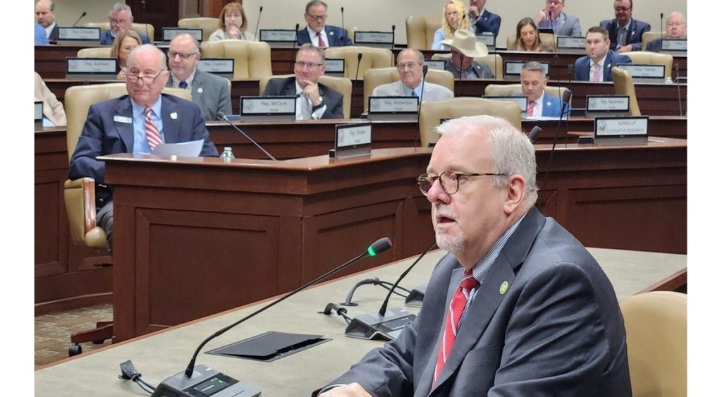 Arkansas finance official says state won't pay corrections board legal ...