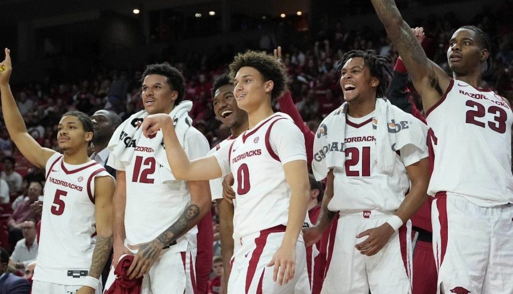 No. 17 Arkansas returns home to host South Carolina | KTLO
