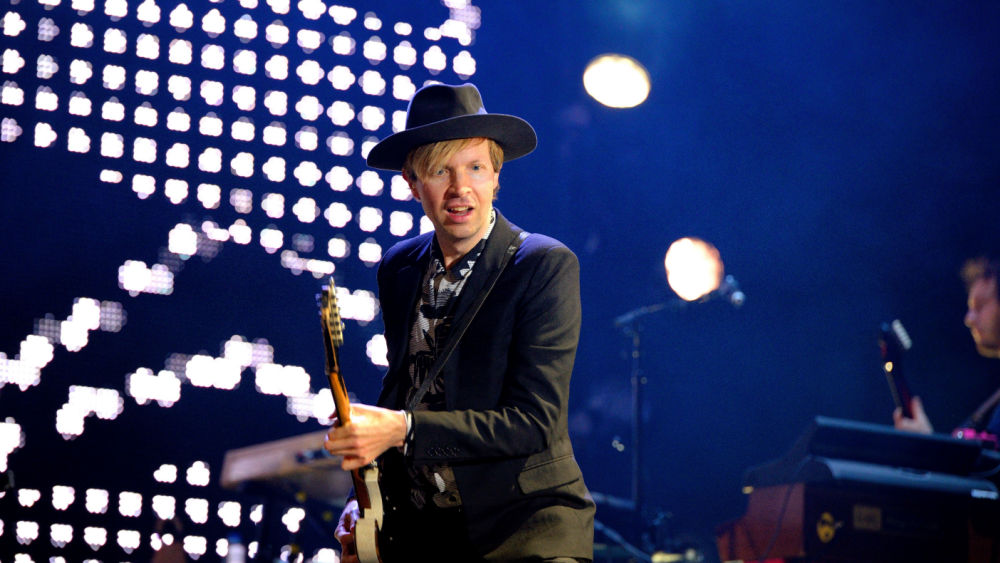 Beck and Phoenix announce co-headlining U.S. 'Summer Odyssey' tour ...