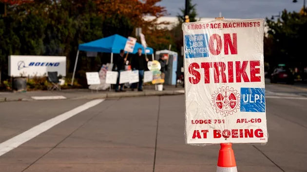 Boeing strike to continue after workers reject new contract | KSRO Boeing strike to continue after workers reject new contract | KSRO