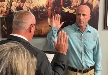 Kevin Fulkerson sworn-in as First District Magistrate | K105