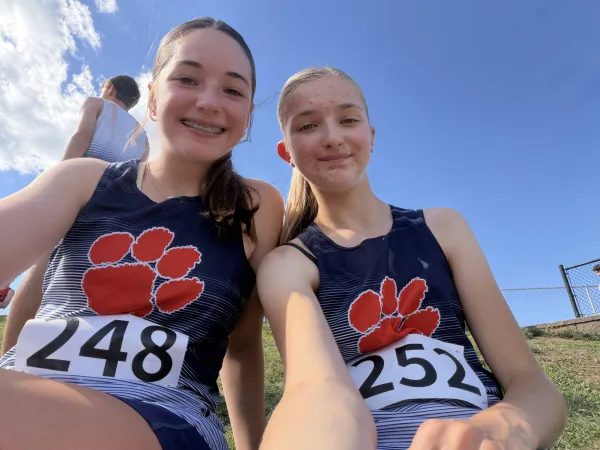 Hayes ties GCMS record in pole vault at state championship, Newton ...