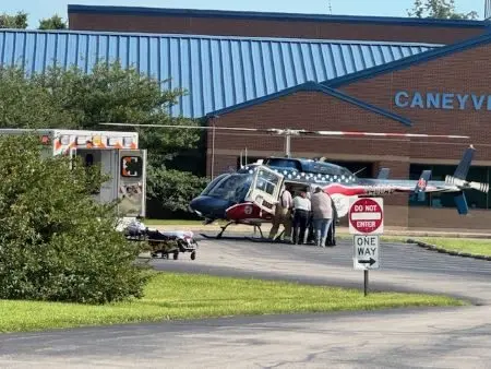 Grayson Co. motorcyclist airlifted after crashing into trailer hauling ...