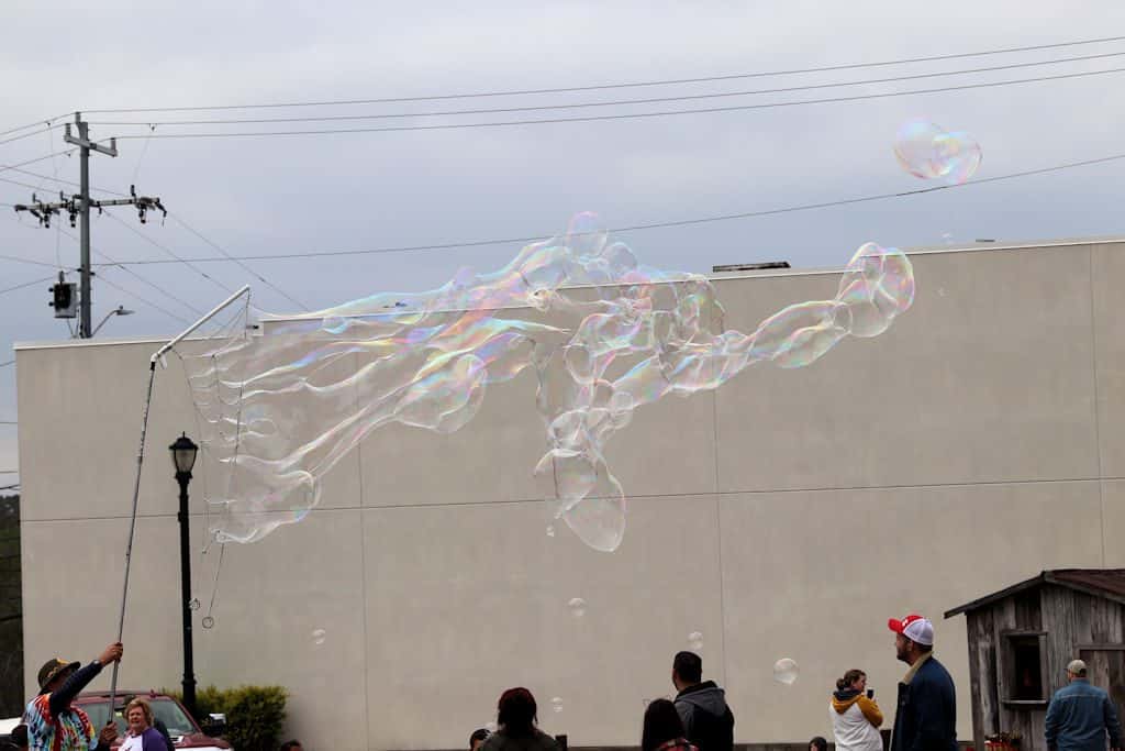 VIDEO – Walking Around the Ham Festival | WKDZ Radio
